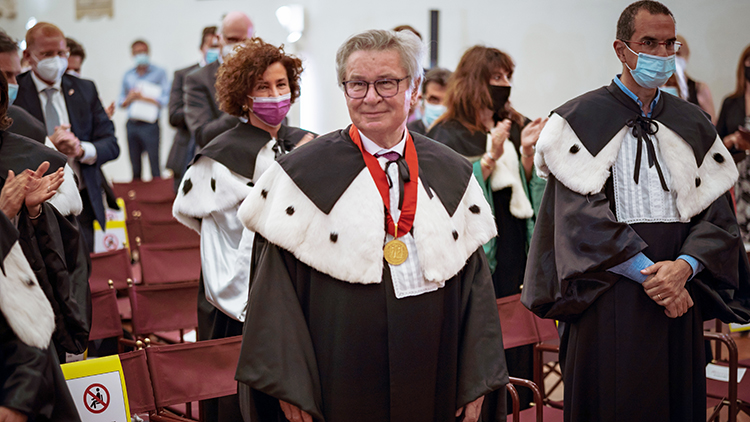 Der Inhaber - Unternehmensgruppe fischer